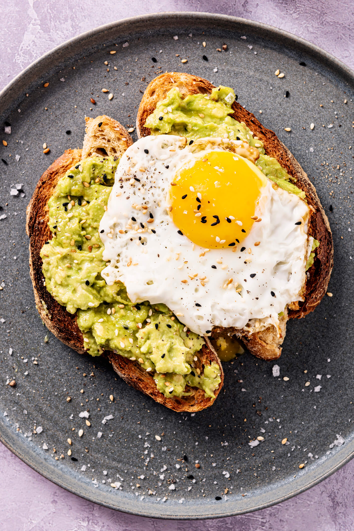 Easy Avocado Toast Recipe (+5 Gourmet Variations!)