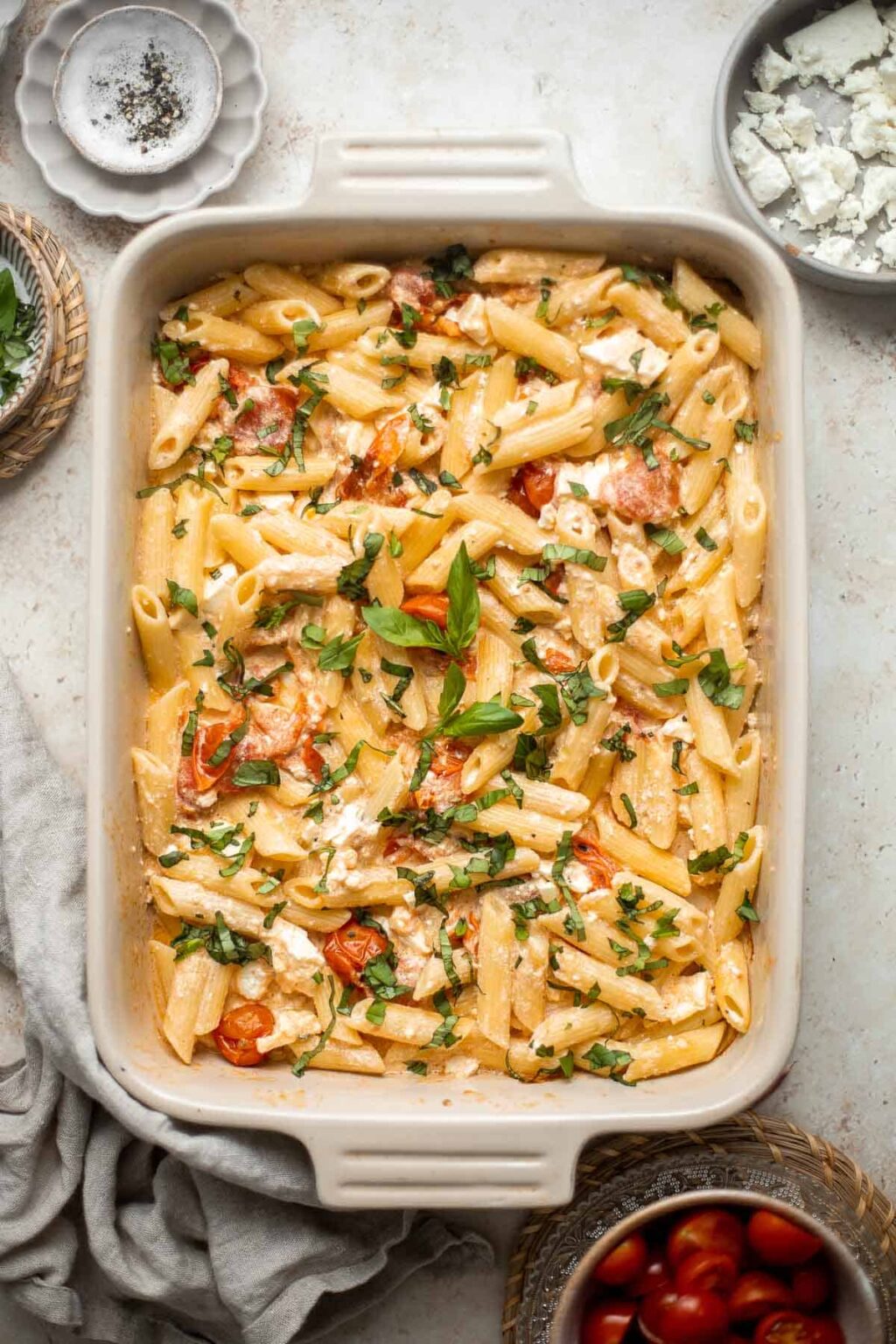 Viral TikTok Baked Feta Pasta Recipe (5 Ingredients!)